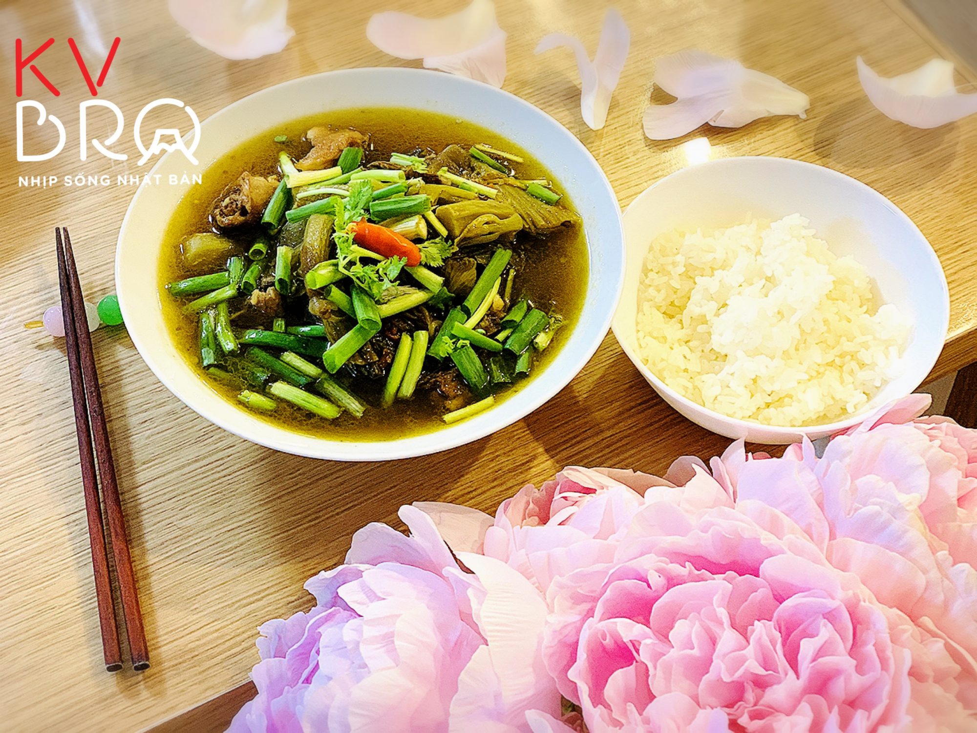 XƯƠNG ĐUÔI BÒ HẦM DƯA CẢI - KVBro - Nhịp Sống Nhật Bản